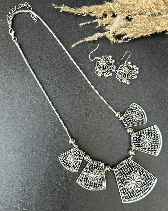 Dholak Pendat Set- Locket Sets Chain -Necklace Sets -Latest Jewelry...